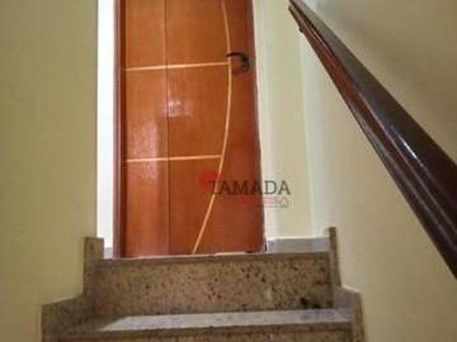 Lindo Sobrado em condomínio fechado á venda no bairro da Vila Talarico, com ótima localização, pr