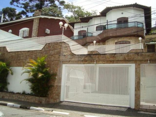 Lindo Sobrado em Condomínio Fechado de Alto Padrão na Serra da Cantareira / Jd. Bibi