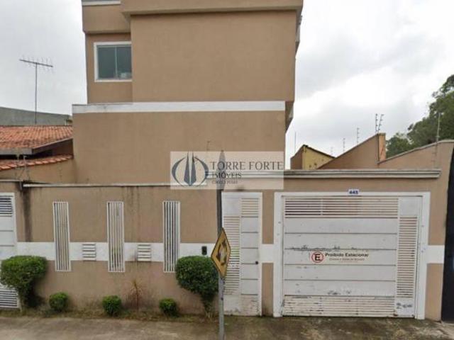 Lindo Sobrado em Condomínio Fechado Próximo ao Parque do Carmo