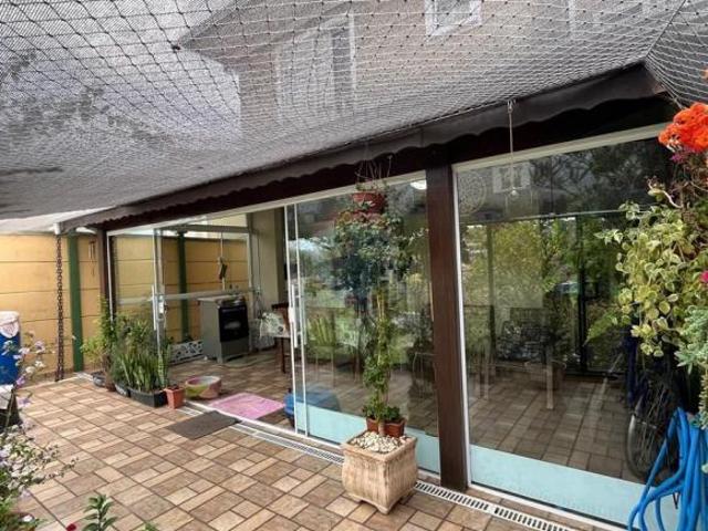 Lindo sobrado em condomínio fechado Quinta dos Resedás