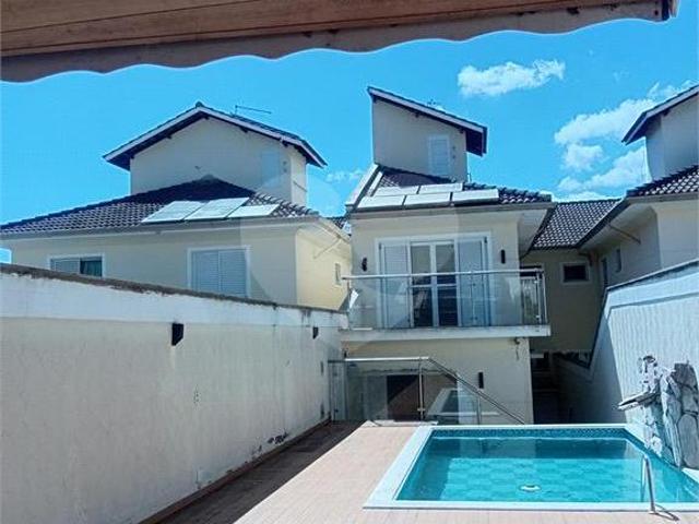 LINDO SOBRADO EM CONDOMINIO TREMEMBE