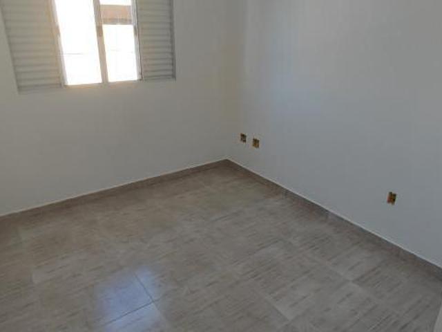 LINDO SOBRADO FRONTAL NA VILA JACUÍ RUA CAFUZ 2 DORMS, SALA, COZINHA, WC + LAVABO, 2 VAGAS, QUINTA