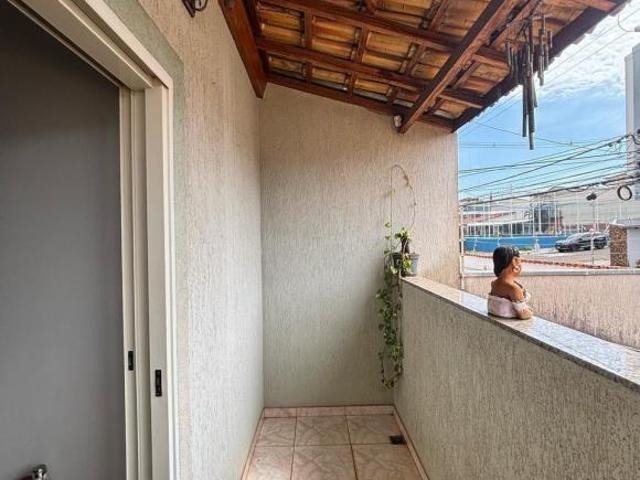 Lindo sobrado localizado no Centro de Franca