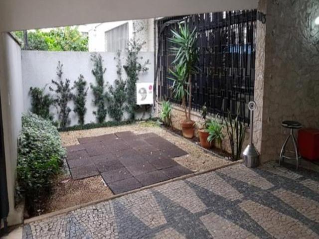 LINDO SOBRADO PARA ESCRITÓRIO