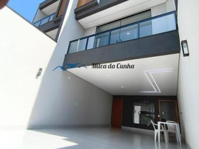 Lindo Sobrado para Venda, com 3 suítees, 4 vagas, com 200m² de área Construíd, Bairro Assunção, São