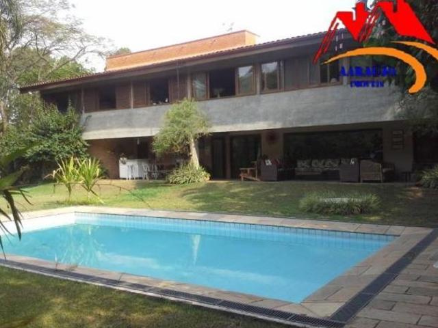 LINDO SOBRADO REGIÃO DA GRANJA DESOCUPADO. TERRENO c/ 2.000M2 CONSTRUÇÃO 430 M2 São 04 SUITES PI