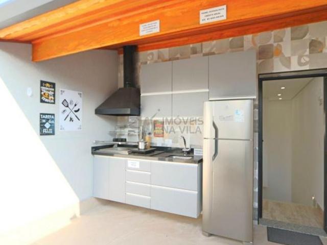 Lindo Sobrado Triplex novo com 3 suítes e espaço gourmet semi mobiliado