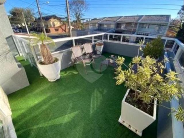 Lindo Sobrado Xaxim 4 Quartos 1 Suíte 2 Vagas 170m²