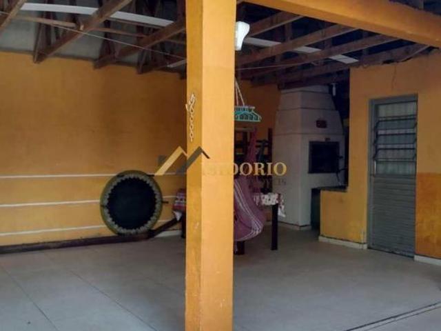 LINDO SOBRADO, 03 QTOS, SACADA, CHURRASQ GARAGEM P/ 05 CARROS