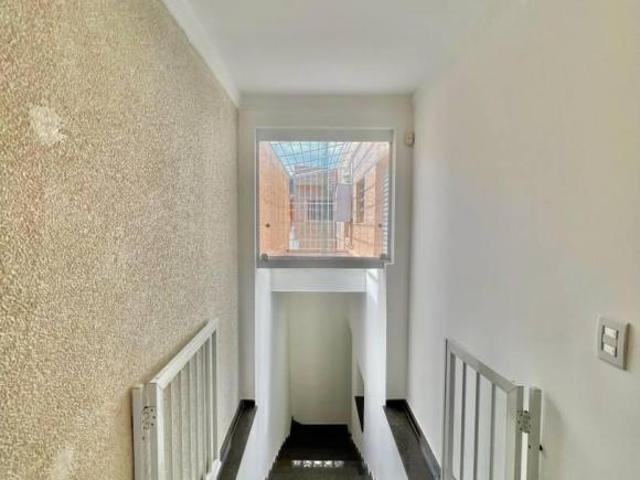 Lindo Sobrado 125m²| 3 Quartos| 1 Suíte| 2 Vagas no Pestana / Osasco