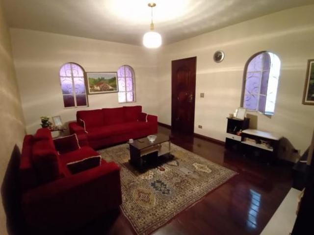 lindo sobrado 2 dorm com edícula Vila Carrão