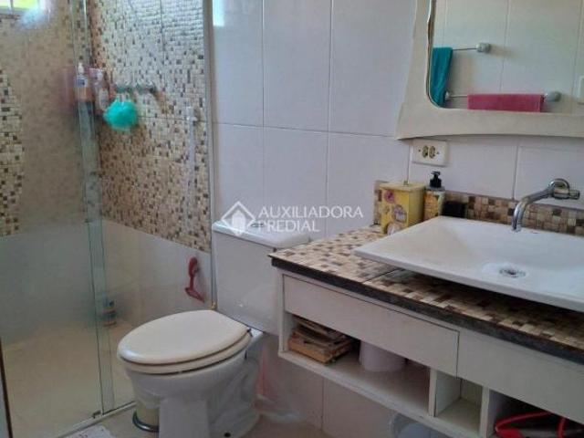 Lindo Sobrado 3 dormitórios Bairro Mauá
