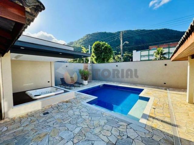 Lindo Sobrado 3 suites, 342m² venda, R$ 2.100.000 Sumaré Caraguatatuba SP