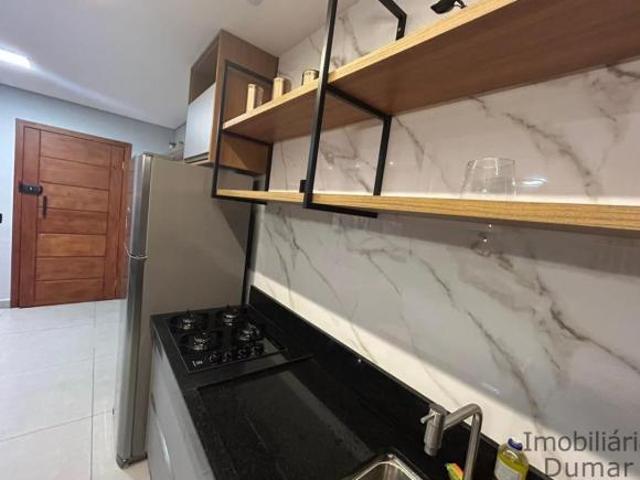 Lindo studio 42 mts com Hidromassagem e churrasqueira