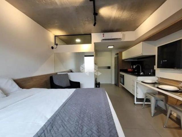 Lindo Studio no Bairro Menino Deus
