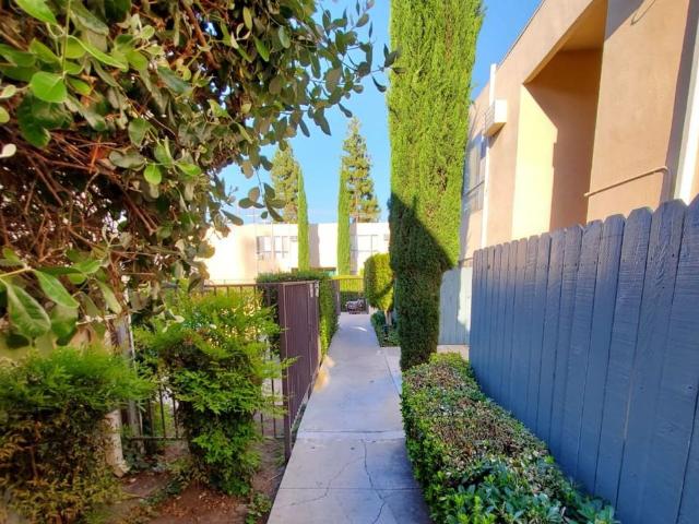 Lindley Apartments 1 Bedroom Apartment for Rent at 10557 Lindley Ave, Los Angeles, CA 91326 Granada Hills