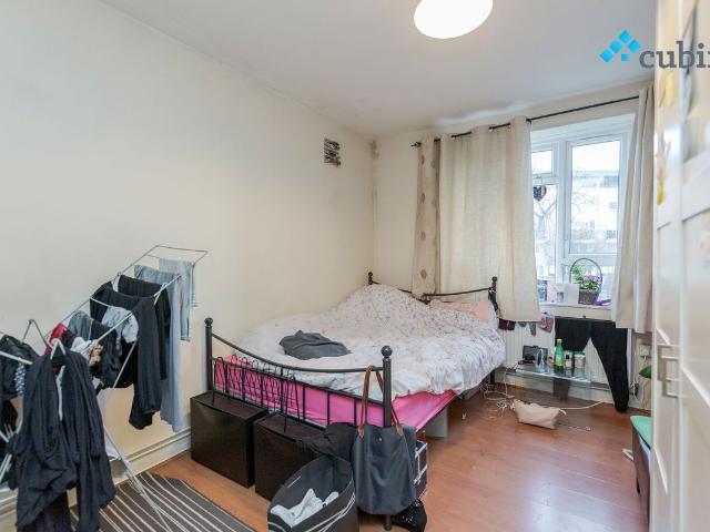 Lindley Estate, London SE15, 3 bed flat to rent, £2,747 pcm | PrimeLocation