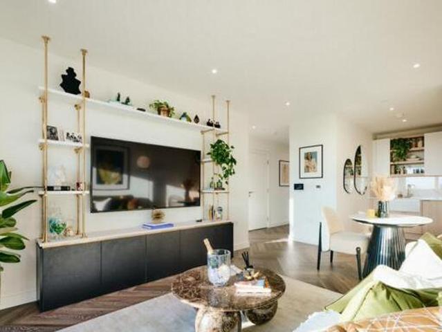 Lindley House, Silkstream, 1 Bedroom Flat