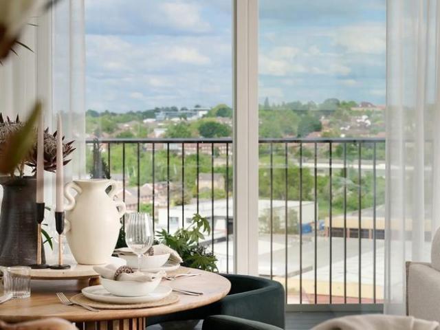 Lindley House, The Hyde, London NW9 3 bed apartment to rent £3,000 pcm £692 pw