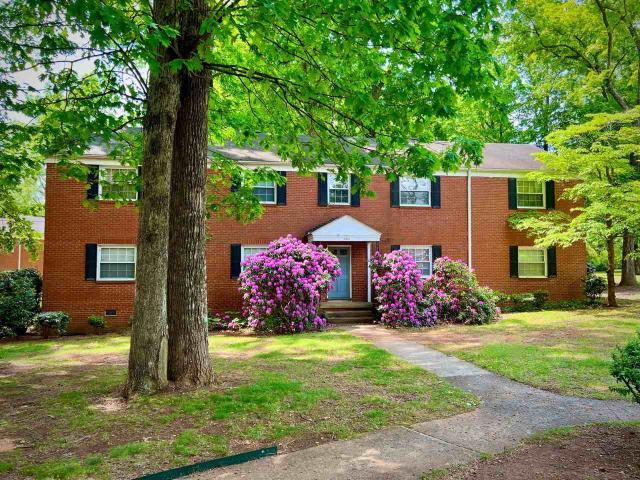 Lindley Park Manor 2 Bedroom Apartment for Rent at 300 Ashland Dr, Greensboro, NC 27403 Lindley Park