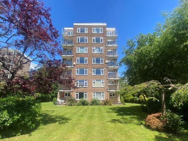 Lindsay Road, Poole BH13, 2 bed flat to rent, £1,350 pcm | PrimeLocation