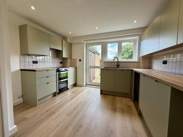 Lindsay Walk, Southam CV47, 3 bed property to rent, £1,300 pcm | PrimeLocation