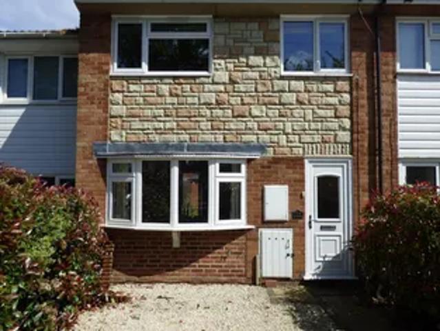 Lindsey Gardens, Market Harborough £1,200 pcm ⓘ The monthly or weekly payment required by the landlord. Read our glossary page *Tenant Info | 3 bedrooms Material Information