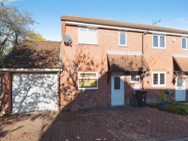 Lindsell Lane, Basildon, 3 Bedroom Semi detached