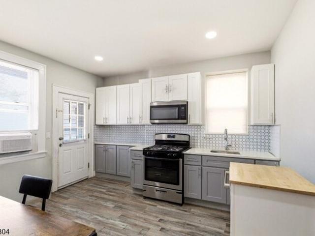 Lindsley Pl, East Orange, Home For Sale