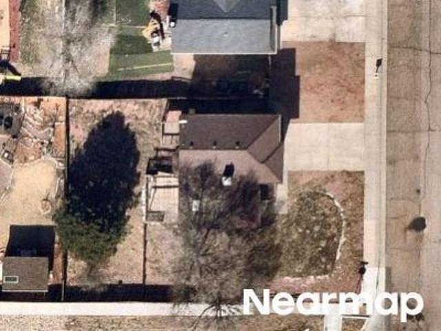 Lindstrom Dr