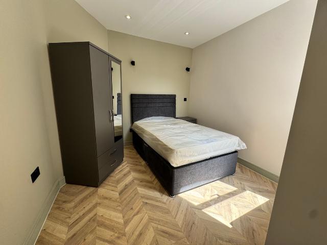 Lindrop Street, London SW6, Studio to rent, £1,275 pcm | PrimeLocation