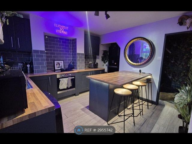 Lindum Avenue, Lincoln LN2, 2 bed terraced house to rent, £950 pcm | PrimeLocation