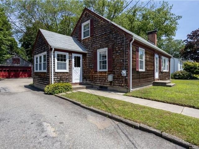 Lindy Ave, East Providence, Home For Sale