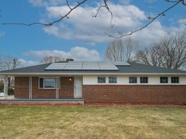 Line Rd, West Windsor Township, Home For Sale