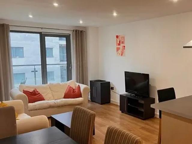 Linea Court, 28 30 Bow Common Lane, Bromley by Bow, London, E3 4FU, United Kingdom | 3 bed apartment for rent #122487004 | Rentberry