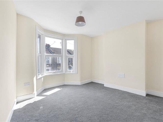 Ling Road, London, E16 4AW