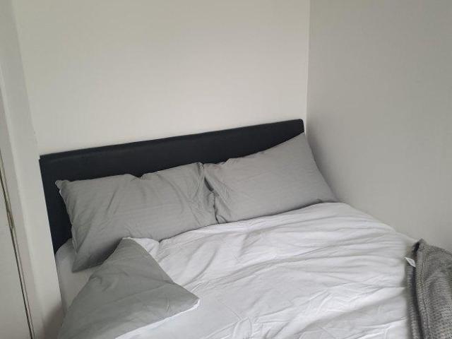 Lingard Close 4 bed house share to rent £1,920 pcm £443 pw