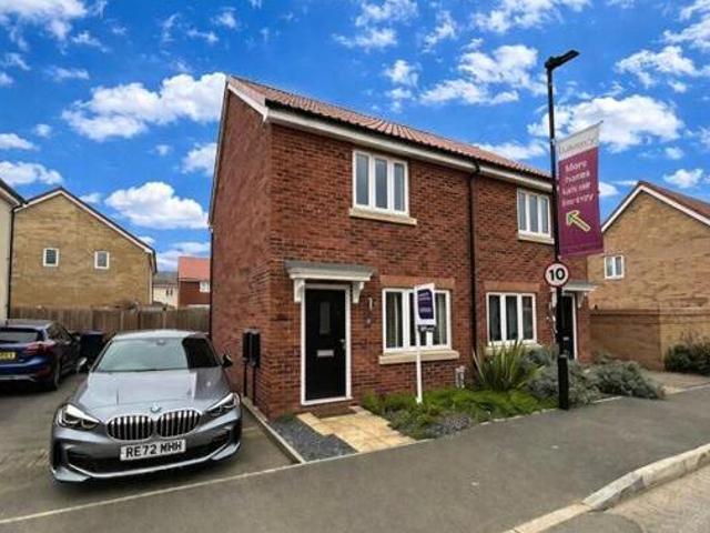 Lingfield Park, Bourne, 2 Bedroom Semi detached