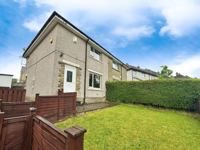 Lingfield Road, Wilsden, Bradford BD15, 2 bed property to rent, £800 pcm | PrimeLocation