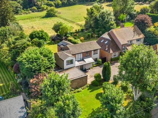 Lingmell, Cherry Green Lane, 4 Bedroom Detached