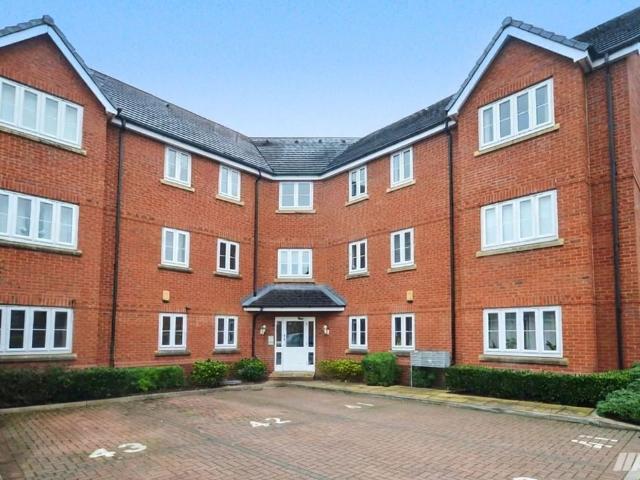 Lingwell Park, Widnes WA8, 2 bed block of flats to rent, £800 pcm | PrimeLocation