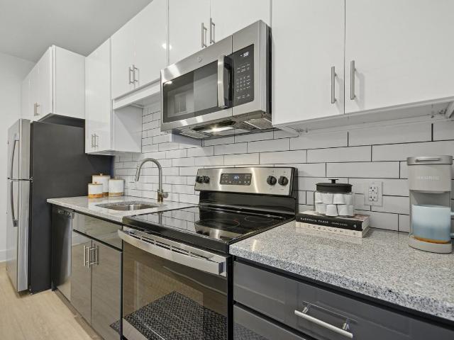 Link Apartments® Calyx 1 Bedroom Apartment for Rent at 55 Maxwell Rd, Chapel Hill, NC 27517