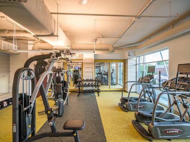 Link Apartments® Glenwood South 1 Bedroom Apartment for Rent at 202 N West St, Raleigh, NC 27603
