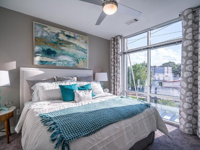 Link Apartments® Glenwood South 2 Bedroom Apartment for Rent at 202 N West St, Raleigh, NC 27603