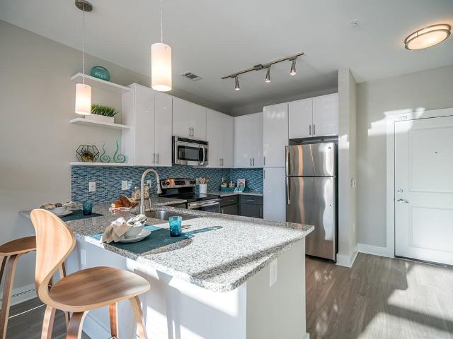 Link Apartments® Glenwood South 2 Bedroom Apartment for Rent at 202 N West St, Raleigh, NC 27603