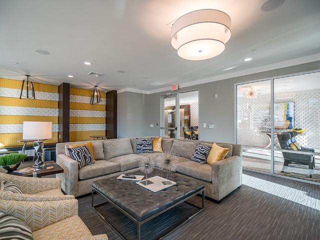 Link Apartments® Glenwood South Studio Apartment for Rent at 202 N West St, Raleigh, NC 27603