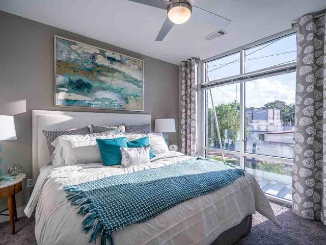 Link Apartments® Glenwood South Studio Apartment for Rent at 202 N West St, Raleigh, NC 27603