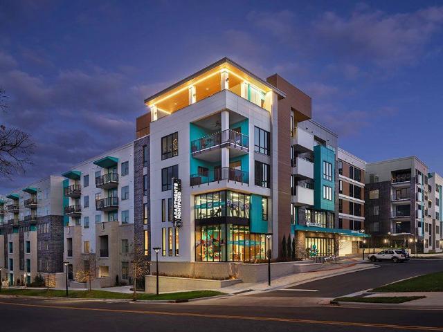 Link Apartments® Montford 1 Bedroom Apartment for Rent at 1615 Mockingbird Ln, Charlotte, NC 28209 Madison Park