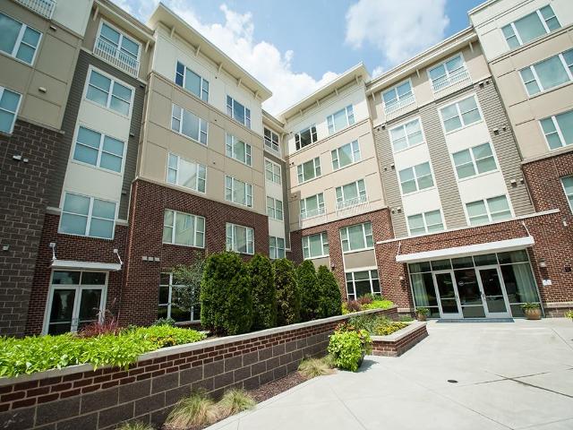 Link Apartments® Manchester 1 Bedroom Apartment for Rent at 901 Mcdonough St, Richmond, VA 23224 Manchester