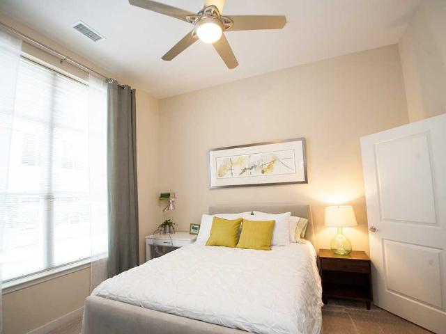 Link Apartments® Manchester 1 Bedroom Apartment for Rent at 901 Mcdonough St, Richmond, VA 23224 Manchester
